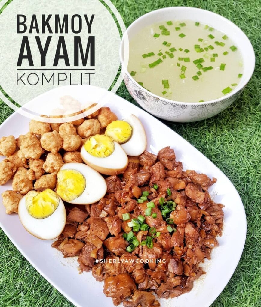 Resep Bakmoy Ayam Komplit - Jajanuel Surabaya
